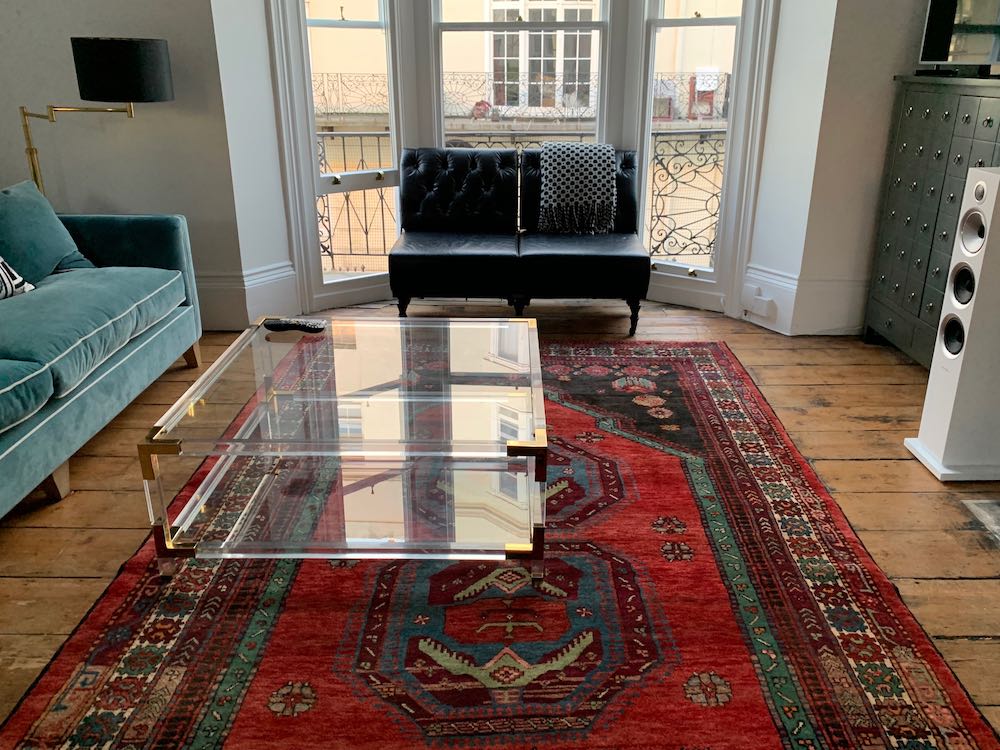 Warm & Cosy Kurdi Gouchan In Brighton Seafront Town House