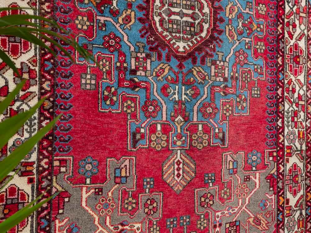 Persian Hamadan Rug 136x217cm Handknotted In Wool